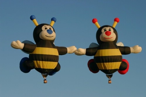 Strange shaped hot air balloons | Amusing Planet